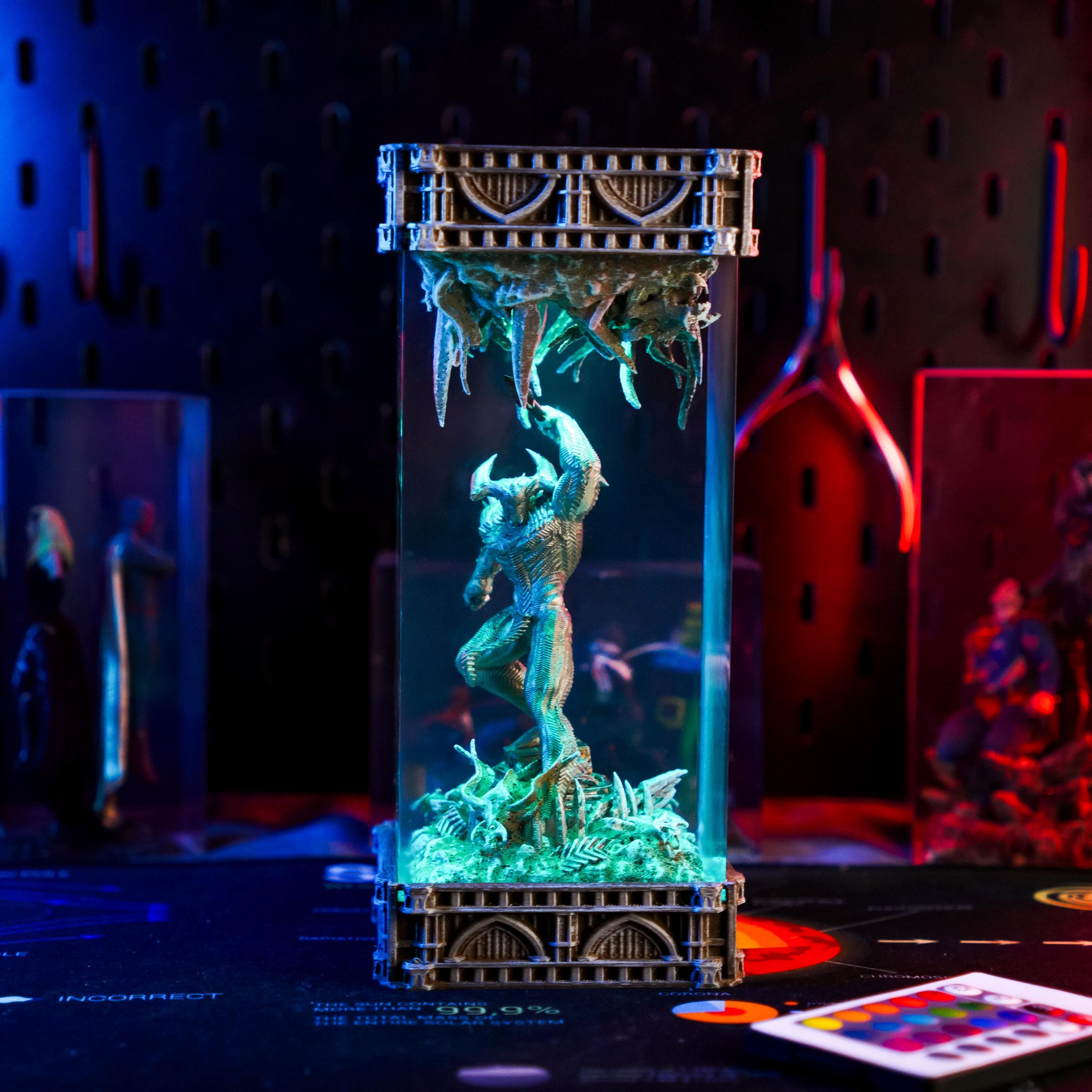 Superhero Epoxy Resin Lamp 2 – ARTLEMI Store