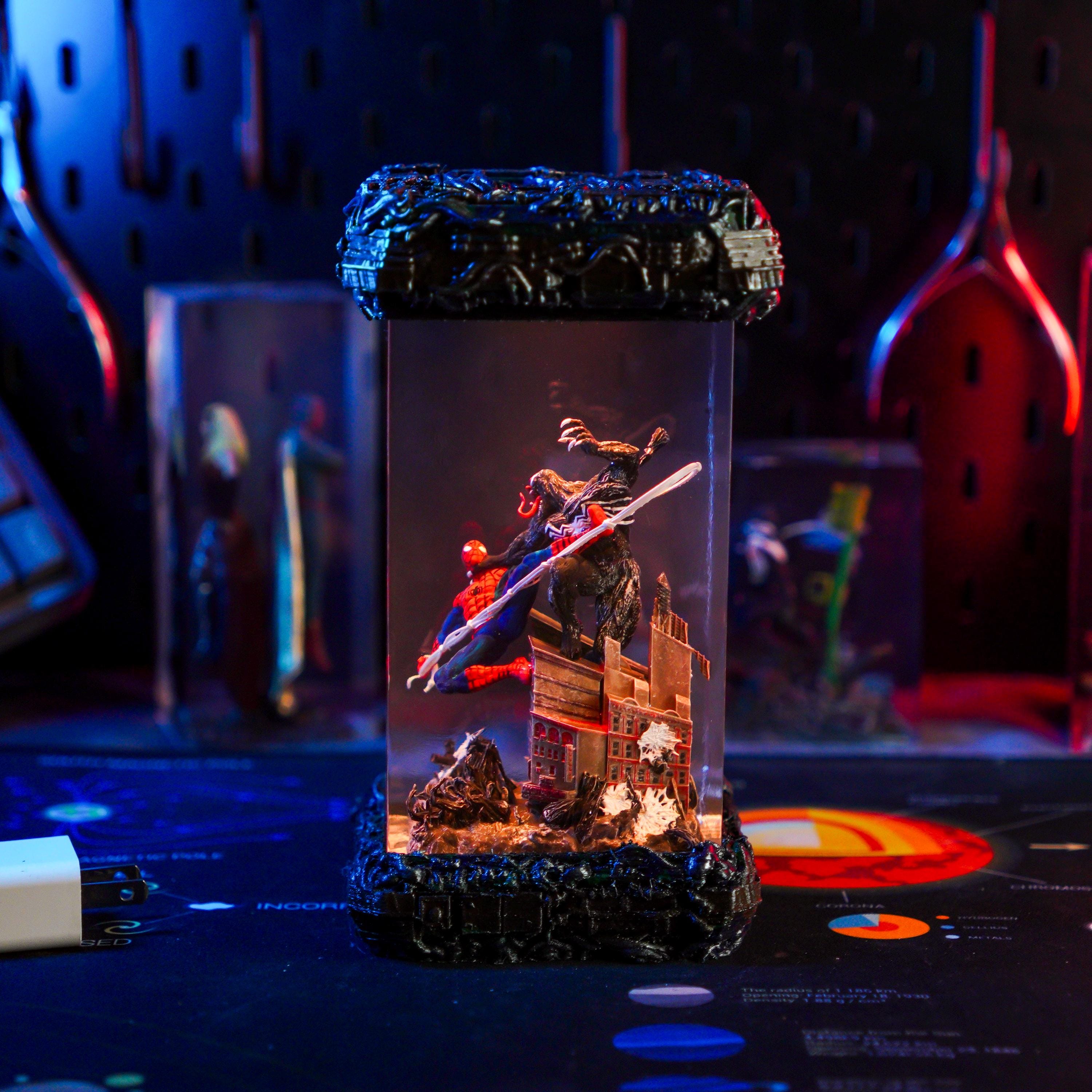 Superhero Epoxy Resin Lamp 3 – ARTLEMI Store
